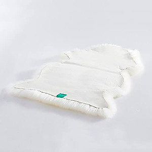 HUAHOO Premium Genuine Sheepskin Rug Real Australia Sheepskin Natural Luxury Fluffy Lambskin Fur Area Rug Seat Covers for Kids Bedroom Sofa Chair Cover Pets Dogs Mat Single Pelt/2'x 3' White/Ivory