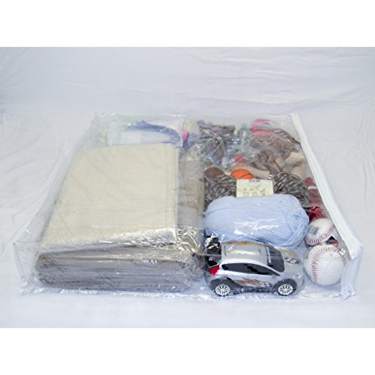 Oreh Homewares Heavy Duty Vinyl Zippered Closet Square Storage Bags (Clear) for Sweaters, Blankets, Comforters, Toys and Much More! (23" x 23" x 4") 9.2 Gallon 1-Pack