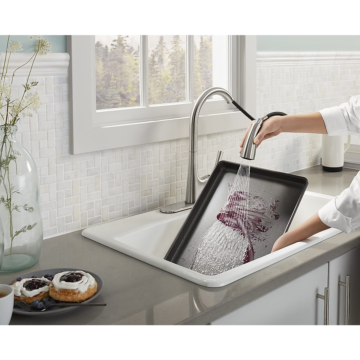 Kohler R77748-SD-VS Malleco Touchless Pull Down Kitchen Sink Faucet with Soap/Lotion Dispenser, Vibrant Stainless