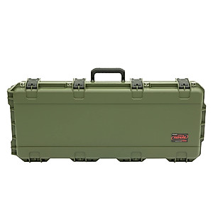 SKB Cases iSeries Utility Crossbow Hard Case Exterior for Bow and Arrow with Wheels, Swivel Handle & Release Latches, Archery Accessories, Green