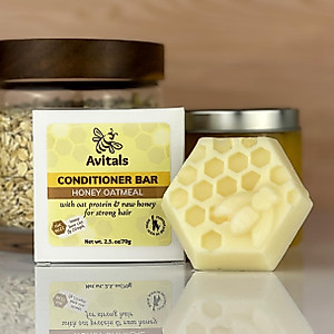 Honey Oatmeal Conditioner Bar with cocoa butter, daikon seed extract, quinoa and oat protein, and aloe extract