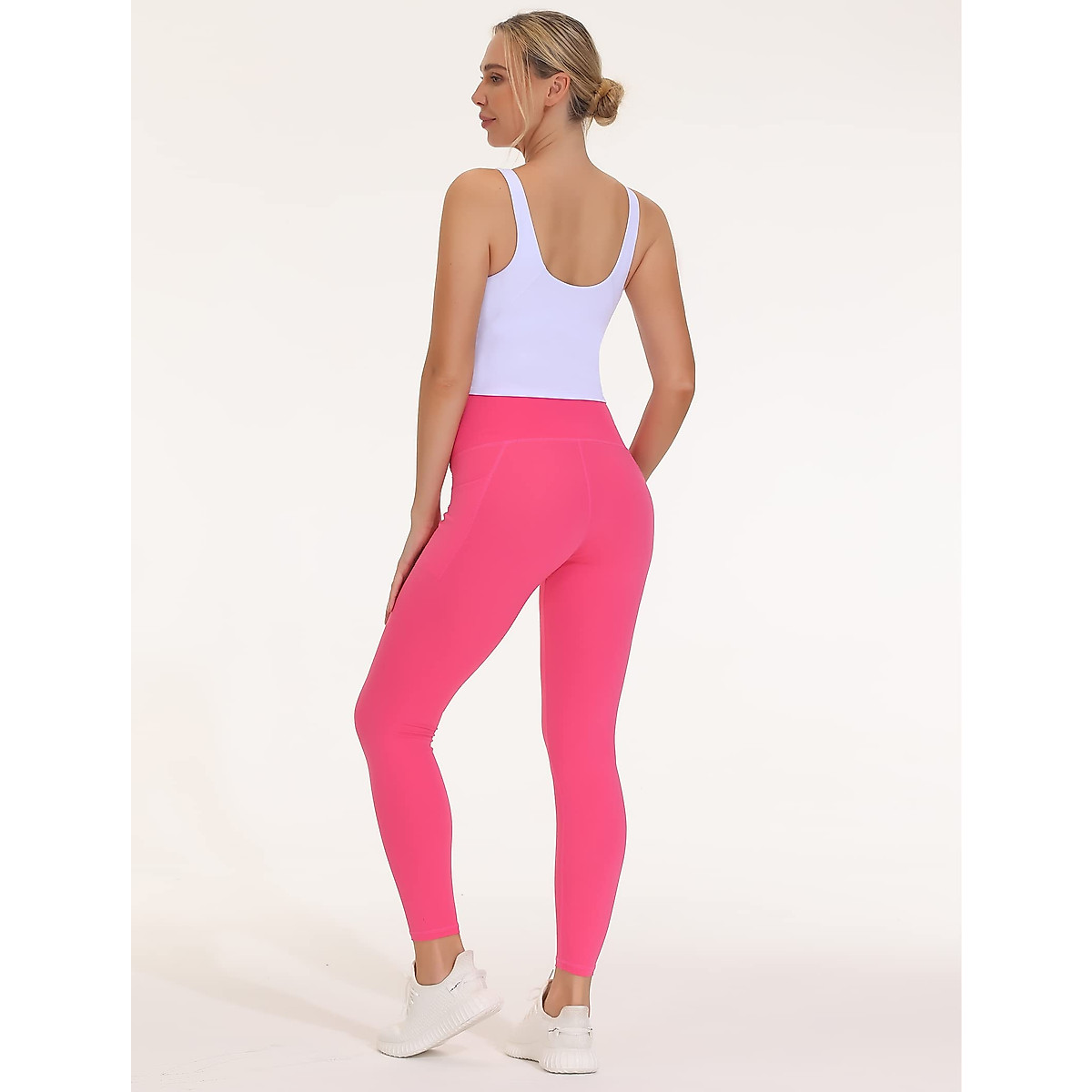 THE GYM PEOPLE Women's Sports Bra Sleeveless Workout Tank Tops Running Yoga Cropped Tops with Removable Padded White