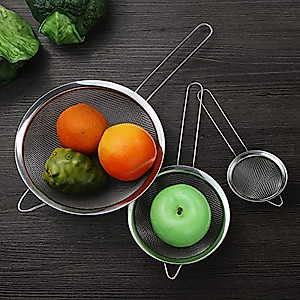 Yqlinnn Stainless Steel Fine Mesh Strainer, Set of 3 Fine Mesh Strainer for Kitchen, Use for Tea, Flour, Rice, Juice, Vegetable, Etc, 3.15", 5.51", 7.88", Silver
