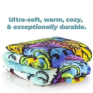 Dawhud Direct Colorful German Shepherd Fleece Blanket for Bed, 50" x 60" Dean Russo German Shepherd Fleece Throw Blanket for Women, Men and Kids - Super Soft Plush Dog Blanket Throw Plush Blanket