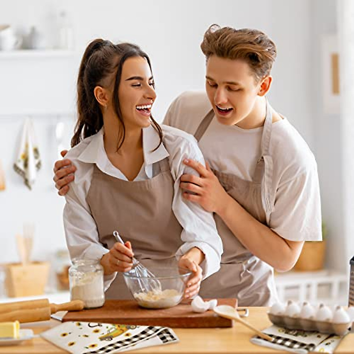 Kajaia 4 Pcs Bee Sunflower Kitchen Towels Summer Gnome Dish Towels Watermelon Lemon Tea Towels Sunshine Hand Towels Absorbent Plaid Towels for Bathroom Housewarming Gifts (Sunflower)