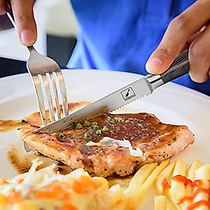 imarku Steak Knives Serrated 5-in Steak Knife Set of 4 Serrated Knife Set with Gift Box, German High Carbon Stainless Steel Knives Set for Kitchen, Christmas Gifts for Women, Black Friday 2022