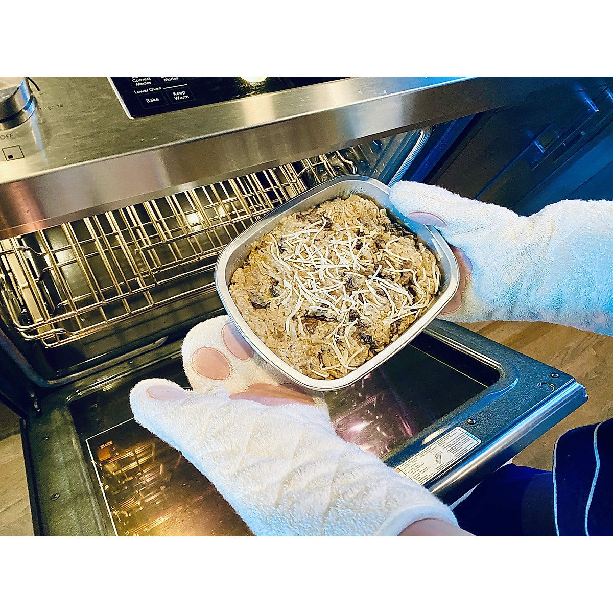 Cricket & Junebug Oven Mitts Cat Paws - White and Pink