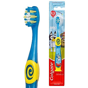 Colgate Bluey Toothbrush for Children with Suction Cup, Kids 2-5 Years Old, Extra Soft (Colors & Characters Very) - Pack of 6