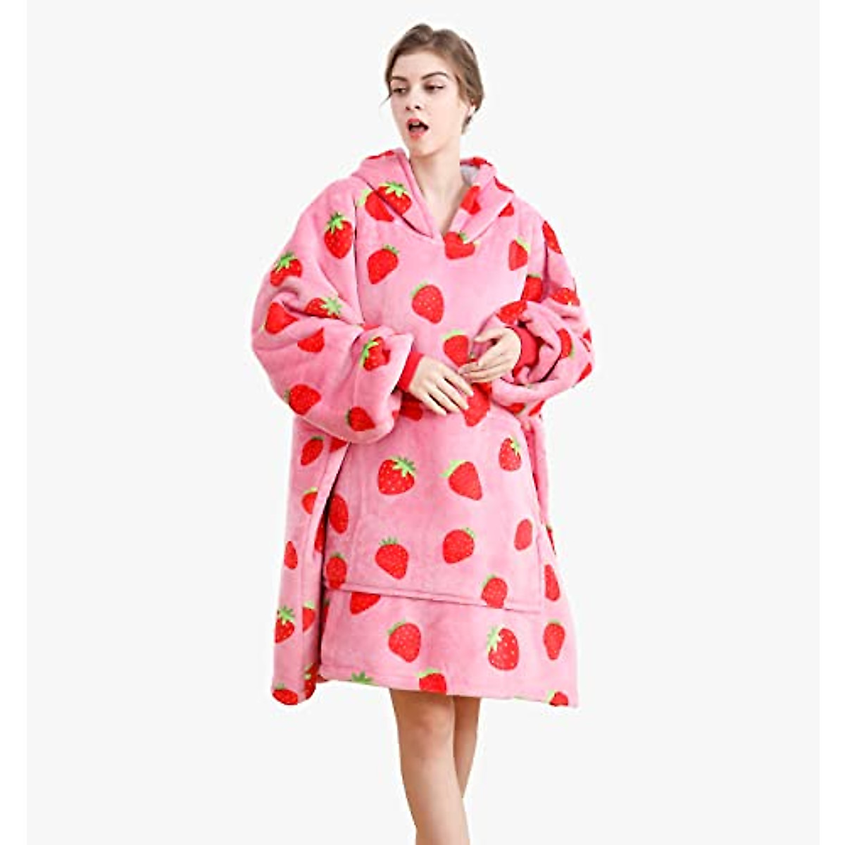 Blanket Hoodie Oversized Hoodie Oversized Blanket Hoodie,Premium Sherpa Fleece Oversized Hoodie Blanket Sweater Jacket with Giant Pocket,Super Cozy and Big Strawberry Blanket Hoodie for Women & Men