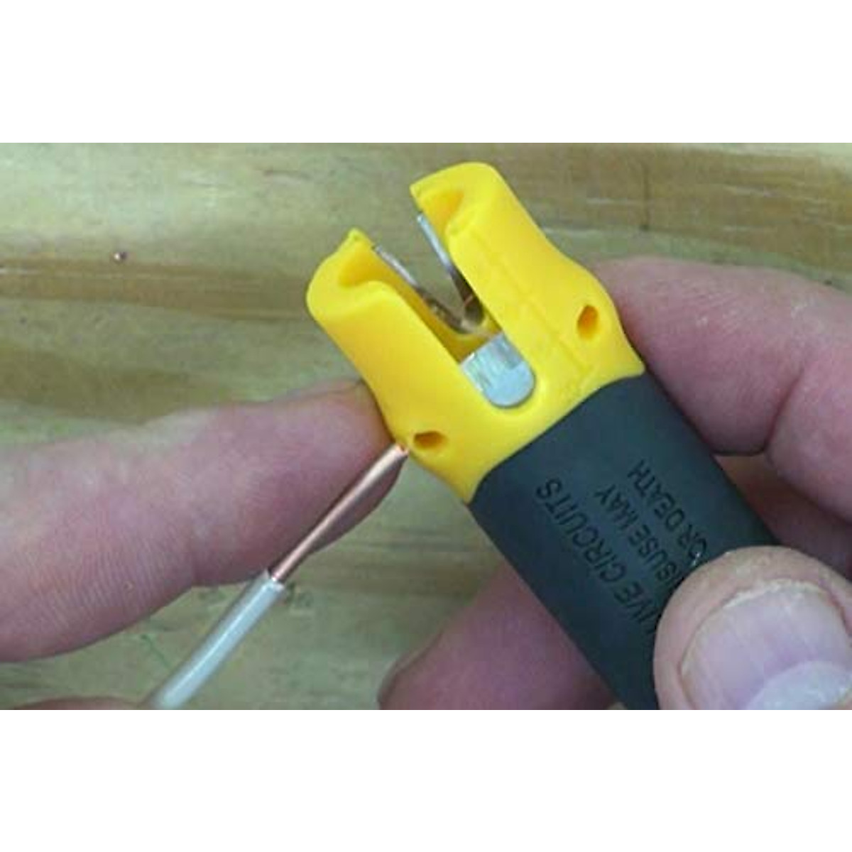 IDEAL Electrical 45-025 Lil’ Ripper Stripper – Wire Stripper w/ Slitting Blade, V-Notch, Flat Blade Clip