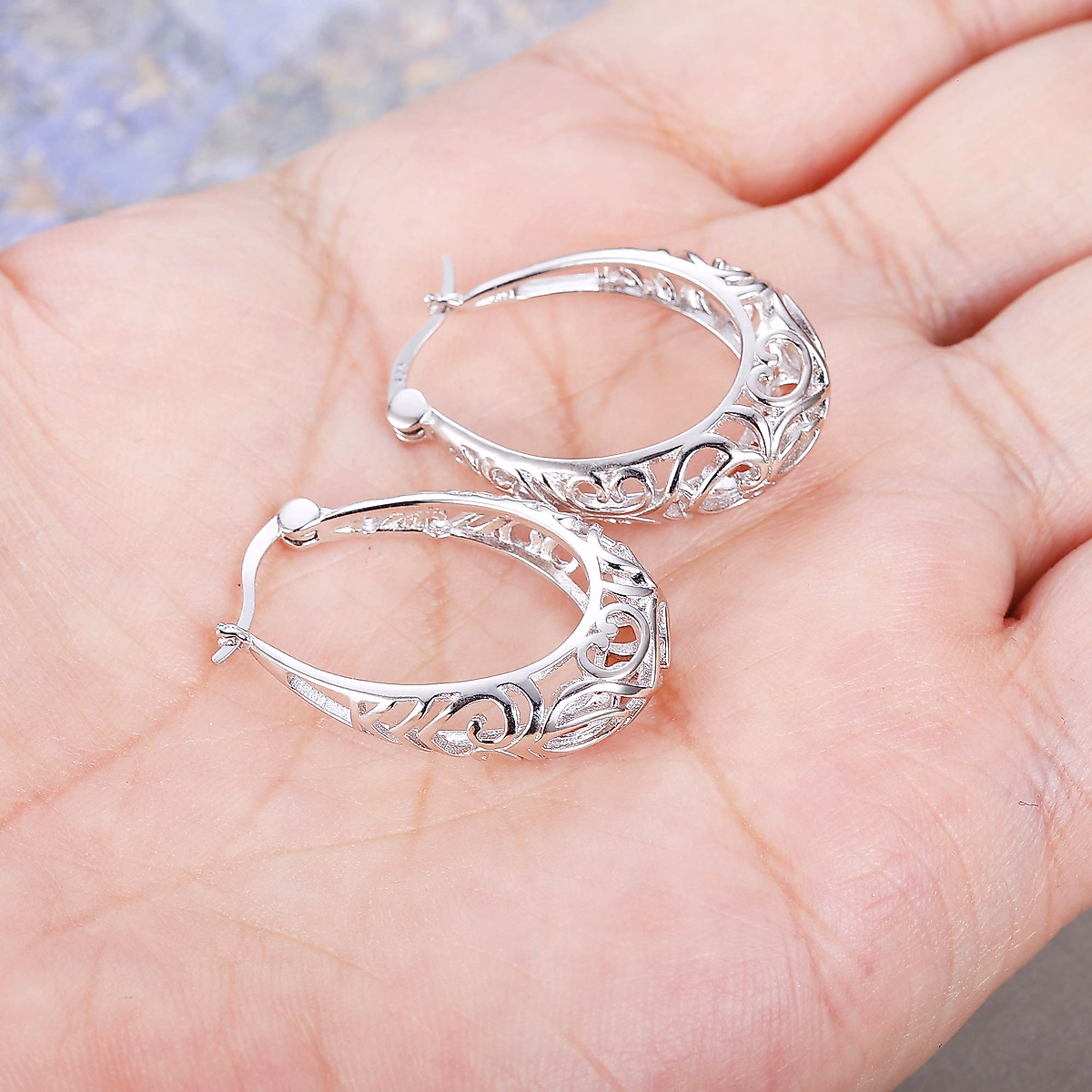 Milacolato 925 Sterling Silver Hoop Earrings for Women 18K White Gold Plated Textured Filigree Oval Hoop Earrings Lightweight & Hypoallergenic Vintage Hoop Earrings
