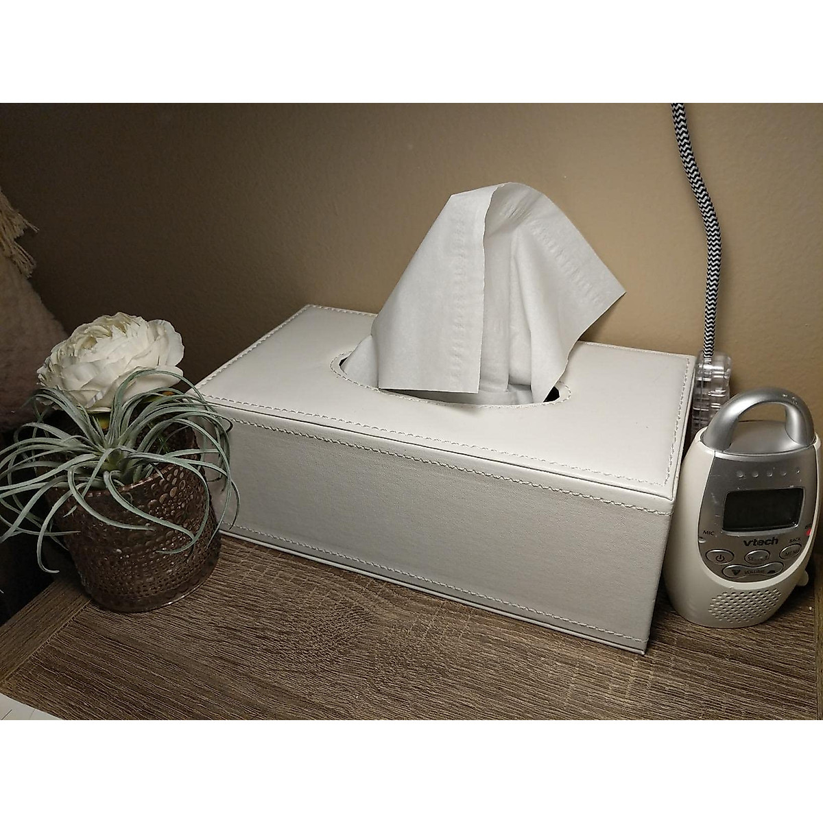 Cq acrylic Rectangular PU Leather Tissue Box Cover Holder,Modern Square Facial Tissue Holder Case Dispenser for Home and Car Decoration,Off White