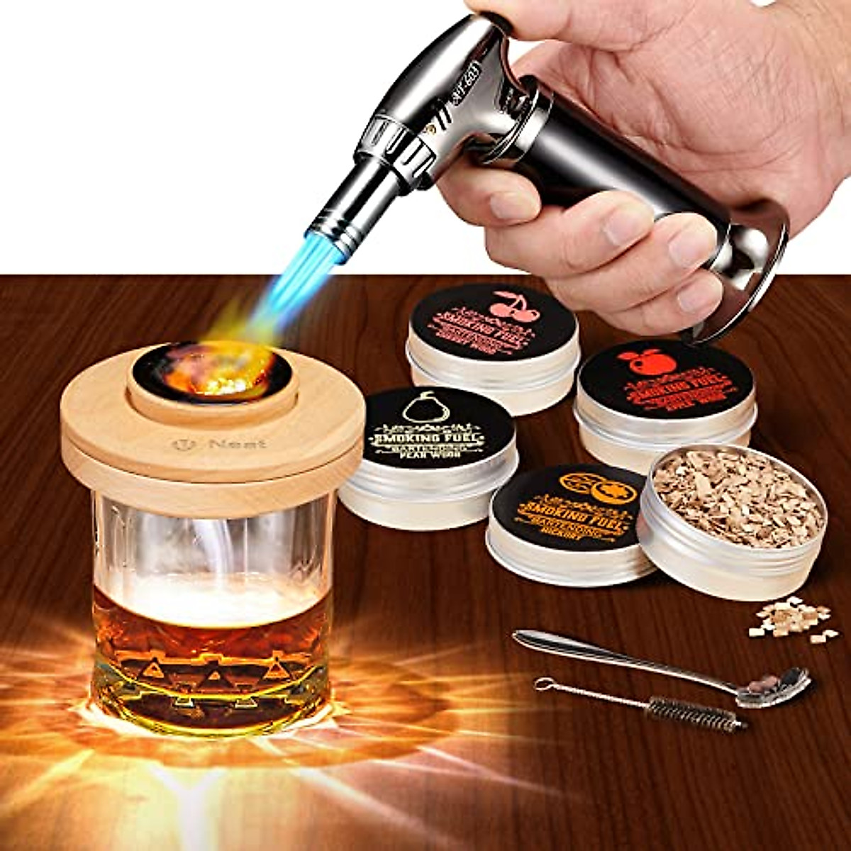 2023 New Cocktail Smoker Kit with Torch with 4 Wood Chips Flavors, Old Fashioned Drink Smoker with Light Up LED Coaster, Infuse Cocktails, Wine, Whiskey, Cheese, Salad, Meats, Whiskey Gifts for Men Women (No Butane)