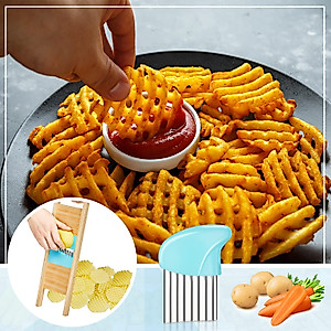 2 Pcs Wave Waffle Cutter and Crinkle Cutter Set Waffle Fry Cutter Potato Cutter Stainless Steel Potato French Fry Cutter Slicer Crinkle Choppers Potato Lattice Maker for Kitchen Tools (Blue)
