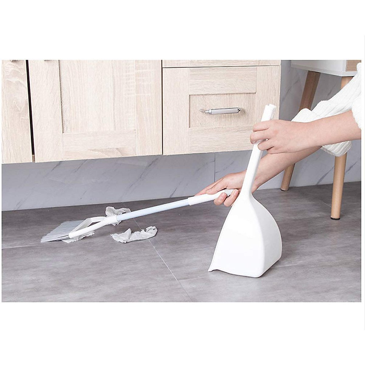 Qidiwin Mini Broom and Dustpan, Home Kitchen Sweeping for Kids(White+Gray)