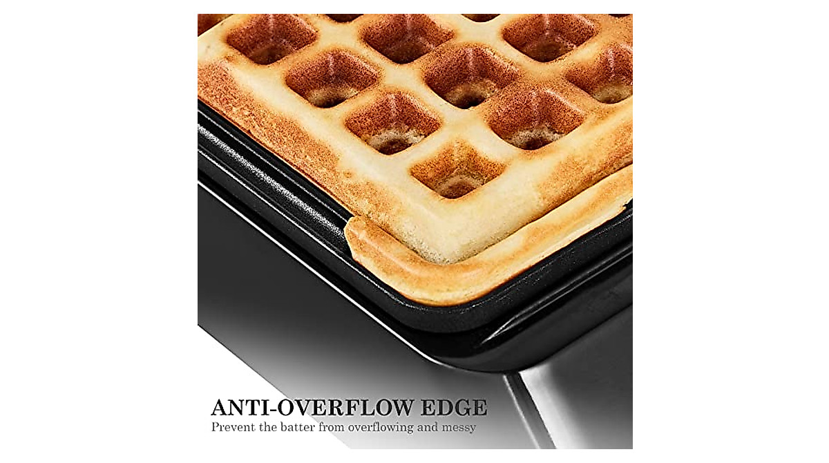 Redmond Waffle Maker 4-Slice Nonstick Square Waffle Iron 1300W