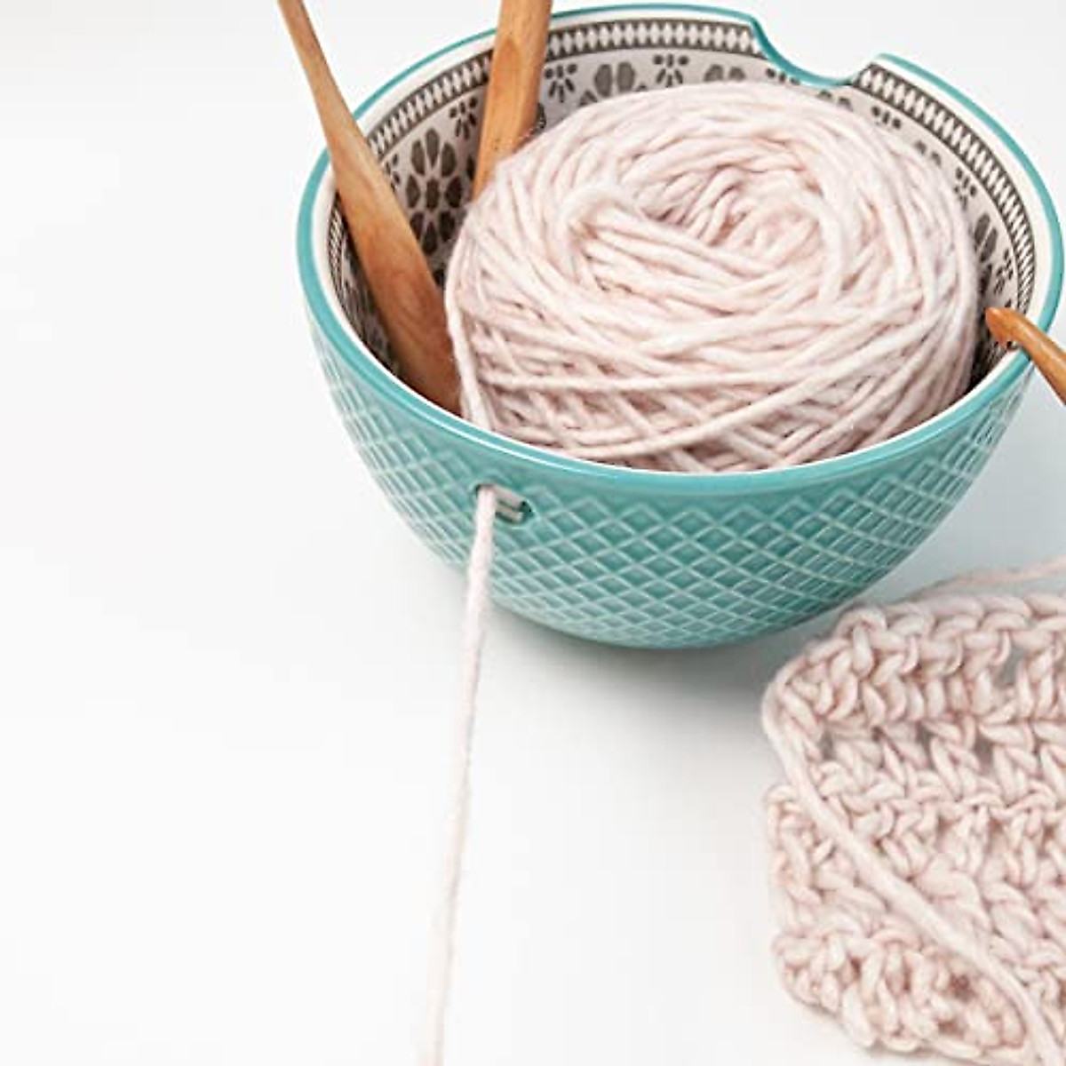 VAHIGCY Yarn Ball Holder Bowl | Round Ceramic Yarn Storage Bowl for Crocheting,Knitting Bowl Yarn Holder with Hole, Yarn Organizer Skein Bowl for Wool Balls Storage