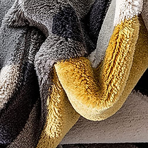 Well Woven Naya Gold Modern Geometric Diamond Boxes Pattern Area Rug