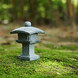 Sdeetesamjun Buddha Statue and 2 Japanese Lantern Pagoda Statues Zen Garden Accessories Buddha Statues for Home Decor Mini Meditation Decor, Buddha Decor, Zen Decor