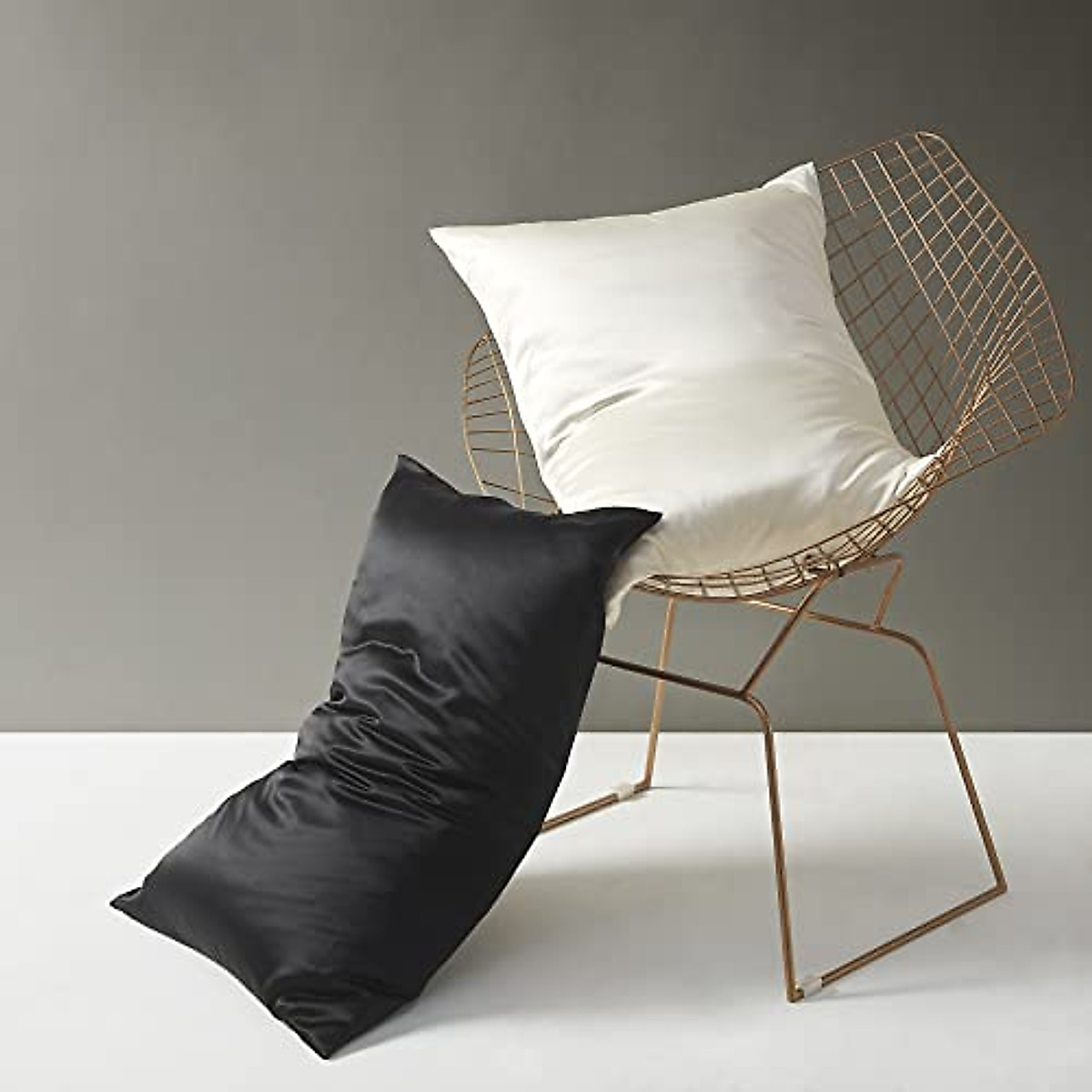 MP2 100% Mulberry Silk Pillowcase for Hair and Skin – White Silk Pillow Case with Hidden Zipper – Both Side 25 Momme 600 Thread Count Soft Smooth Pure Silk Pillow Cases (White, Standard 20x26”, 1 pcs)