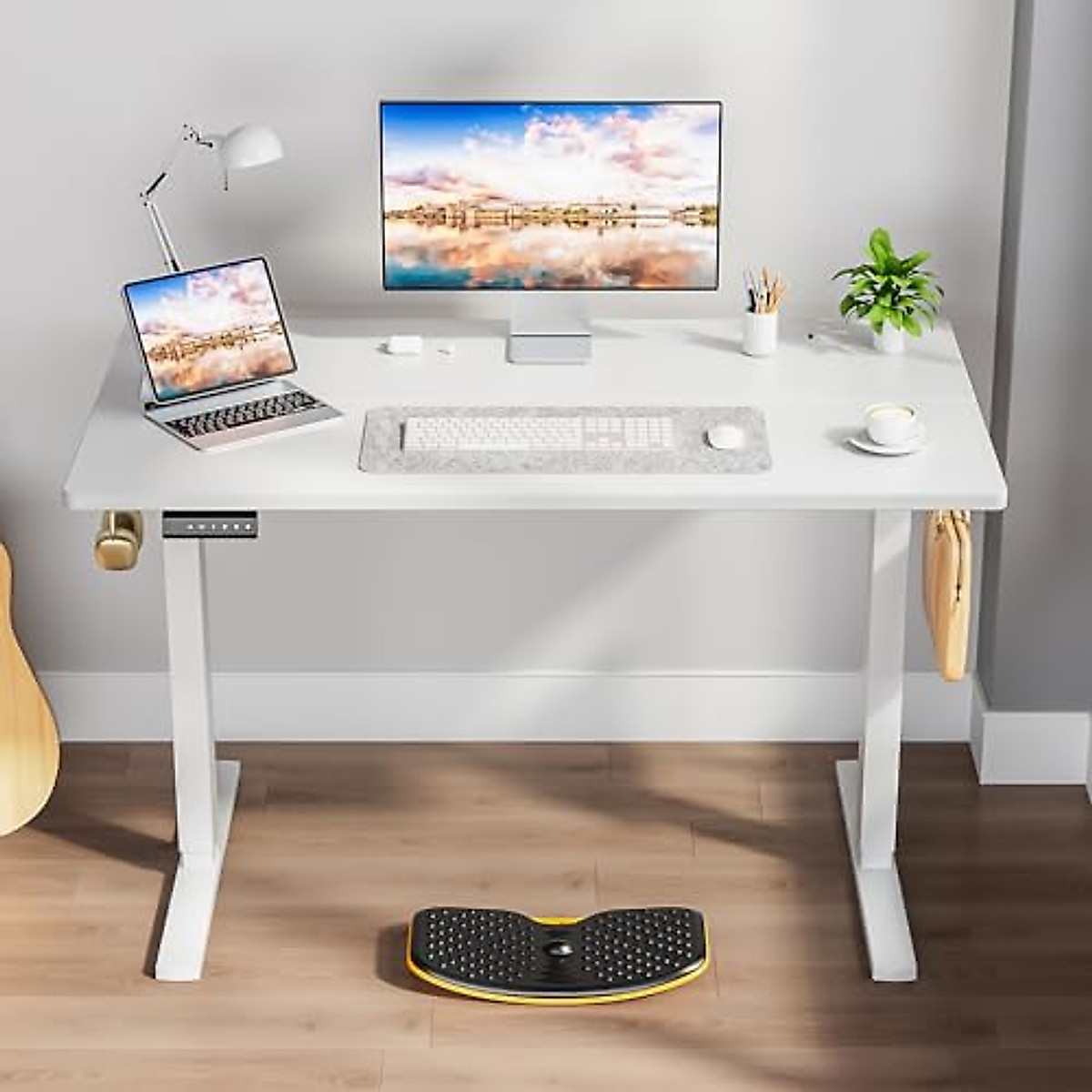 SMUG Standing Desk Adjustable Height, Electric Table with 3 Memory Preset & T-Shaped Metal Bracket, Modern Computer Workstation with Splice Board for Home Office, White