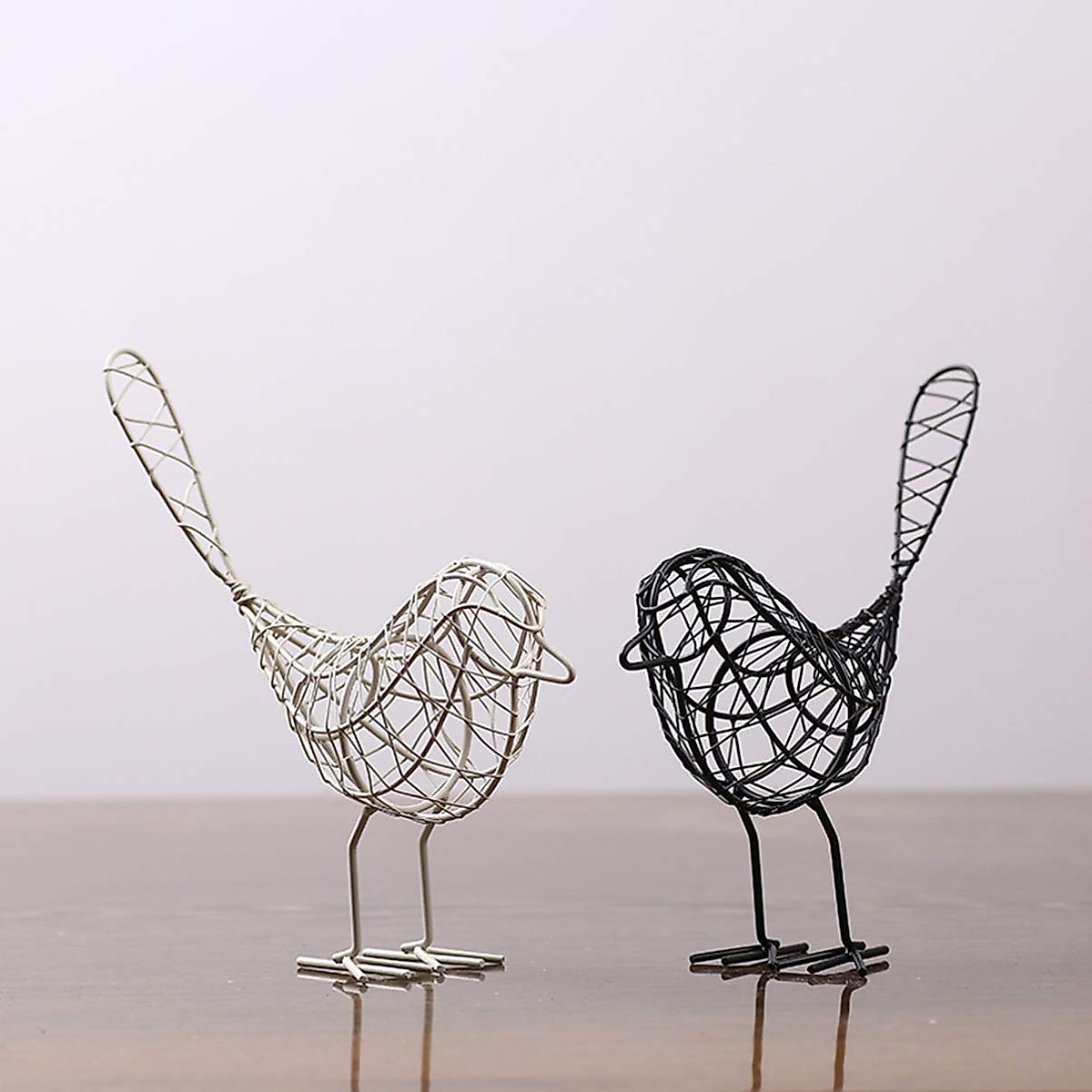 Yardwe Metal Iron Wire Bird Figurines Creative Animal Collectible Statue Sculpture Desktop Ornament for Home Office Garden Decoration (Black)