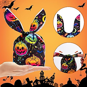 100 PCS Halloween Sweets Bags, Halloween Treat Candy Bags for Trick or Treat Party, Biscuit Goody Bags 14 * 23cm, Party Bag Pouches Fillers for Halloween Party Favor, Small Party Supplies