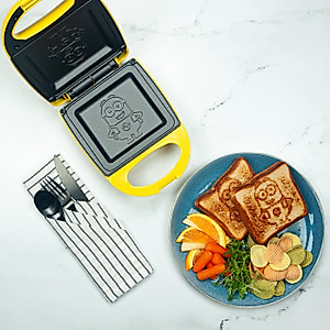 Uncanny Brands Minions Sandwich Maker - Small Kitchen Appliance