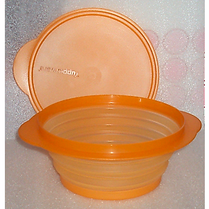 1 Tupperware Flat Out Orange 4 Cup Size Bowl with Seal