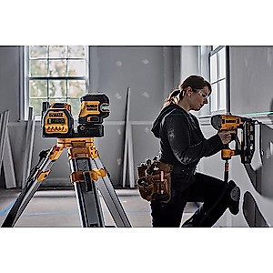 DEWALT 20V/12V MAX Laser Level Kit, Cross Line Laser and 5 Spot Laser, Green (DCLE34520G)