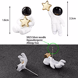 Creative Cartoon Astronaut Stud Earrings for Women Asymmetric Spaceman Star Earing Hypoallergenic Jewelry (Stud)