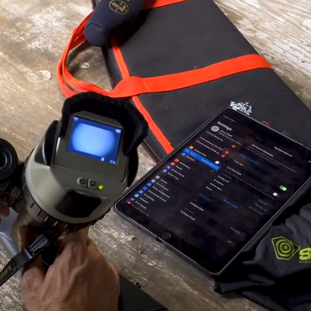 SME Spot Shot Shooting Universal Adjustable Wireless Live Streaming HD Video Wi-Fi Spotting Scope Camera with LCD Screen Carry Pouch Included