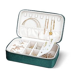 V-LAFUYLIFE Velvet Jewelry Box ,Small Travel Jewellery Box for Women,Portable Jewelry Case Organizer for Rings Bracelets Earrings Organizer（Green）