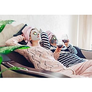 I Like His Beard, I Like Her Butt - 15oz Crystal Wine Glasses - Couples Stemless Wine Glasses – His And Hers Gifts Ideas For Anniversary, Weddings, Bridal Showers