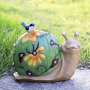 LA JOLIE MUSE Garden Statue Snail Figurine - Solar Powered Resin Animal Sculpture, Indoor Outdoor Garden Decorations, Patio Lawn Yard Art Ornaments, Gifts for Mom
