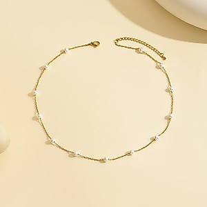 foyjoey Dainty Pearl Choker Necklace Adjustable Handmade Gold Pearl Beaded Chain Necklace for Women Bridesmaid Wedding Jewelry Christmas