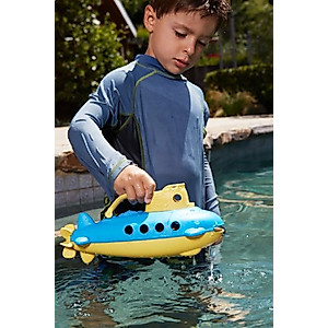 Green Toys Submarine in Yellow & blue - BPA Free, Phthalate Free, Bath Toy with Spinning Rear Propeller. Safe Toys for Toddlers, Babies