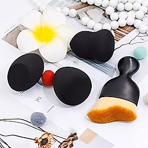 BEAKEY 3+1 Pcs Makeup Sponges with Kabuki Contour Brush, Beauty Sponge Blenders with 3 Shapes for Liquid Foundation, Cream and Powder (3 Sponges+ 1 Contour Brush)