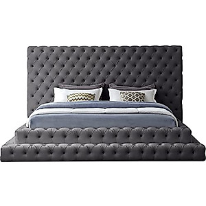 Meridian Furniture Revel Collection Velvet Upholstered Bed with Deep Button Tufting, King, Grey