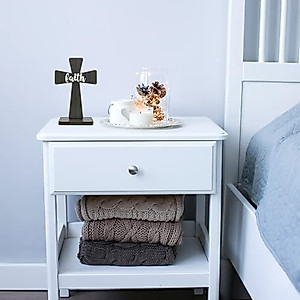 Needzo Rustic Wooden Standing Cross With Faith Center, Religious Home or Office Décor for Shelves, Tables, or Desks, 8.5 Inches x 5.5 Inches