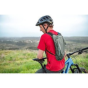 CamelBak Classic Light Bike Hydration Pack 70oz, Aluminum/Black