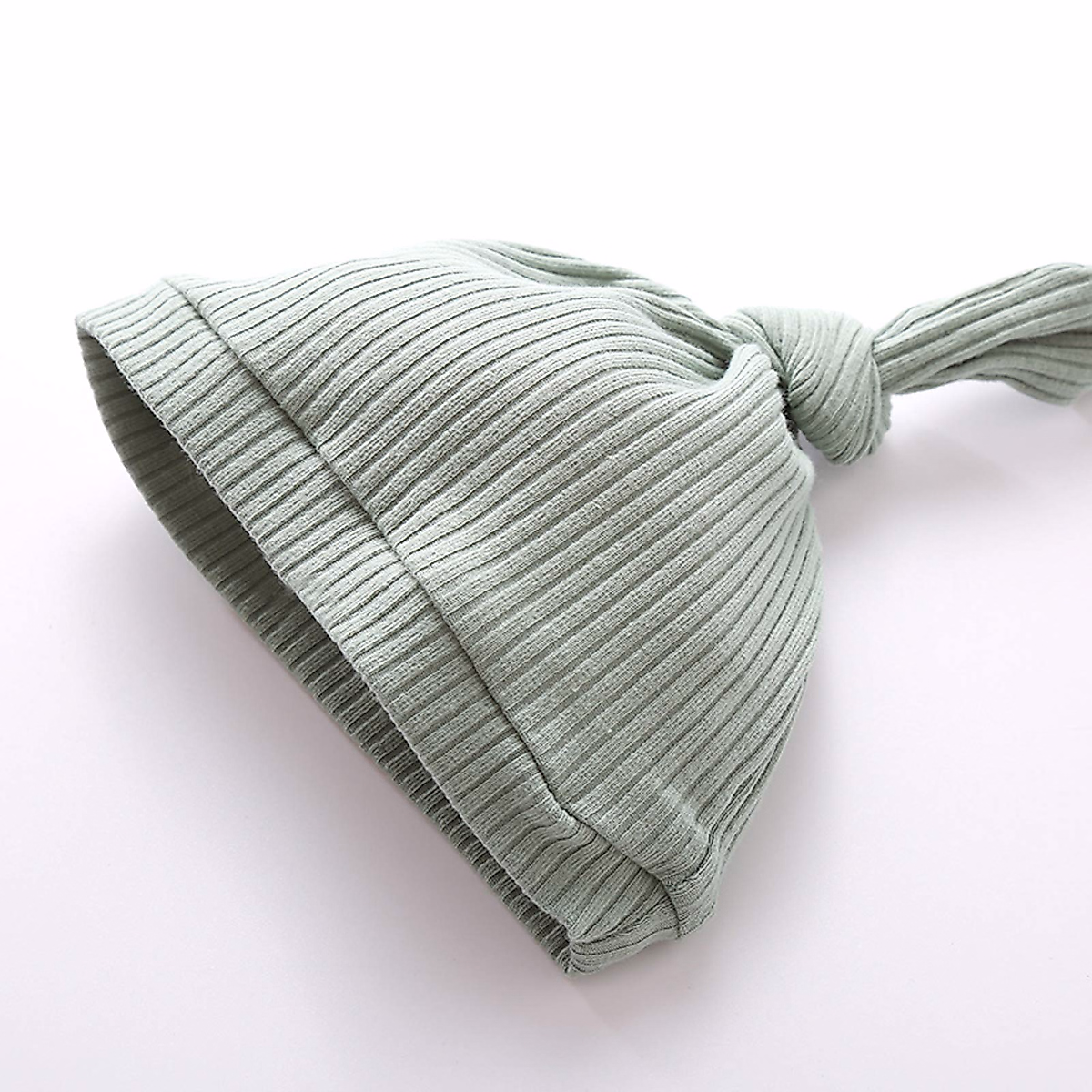 BASKOPA Baby Knotted Sleeper Gown Unisex Boys Girls Sleepsuits with Mitten Cuffs and Matching Hat Baby Coming Home Outfit Green