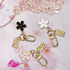 3 Pack Handbag Charms Flower Keychains for Women Enameled Keychain, Cute Accessories for Girl's Backpack, Car Key, Handbag, Purse