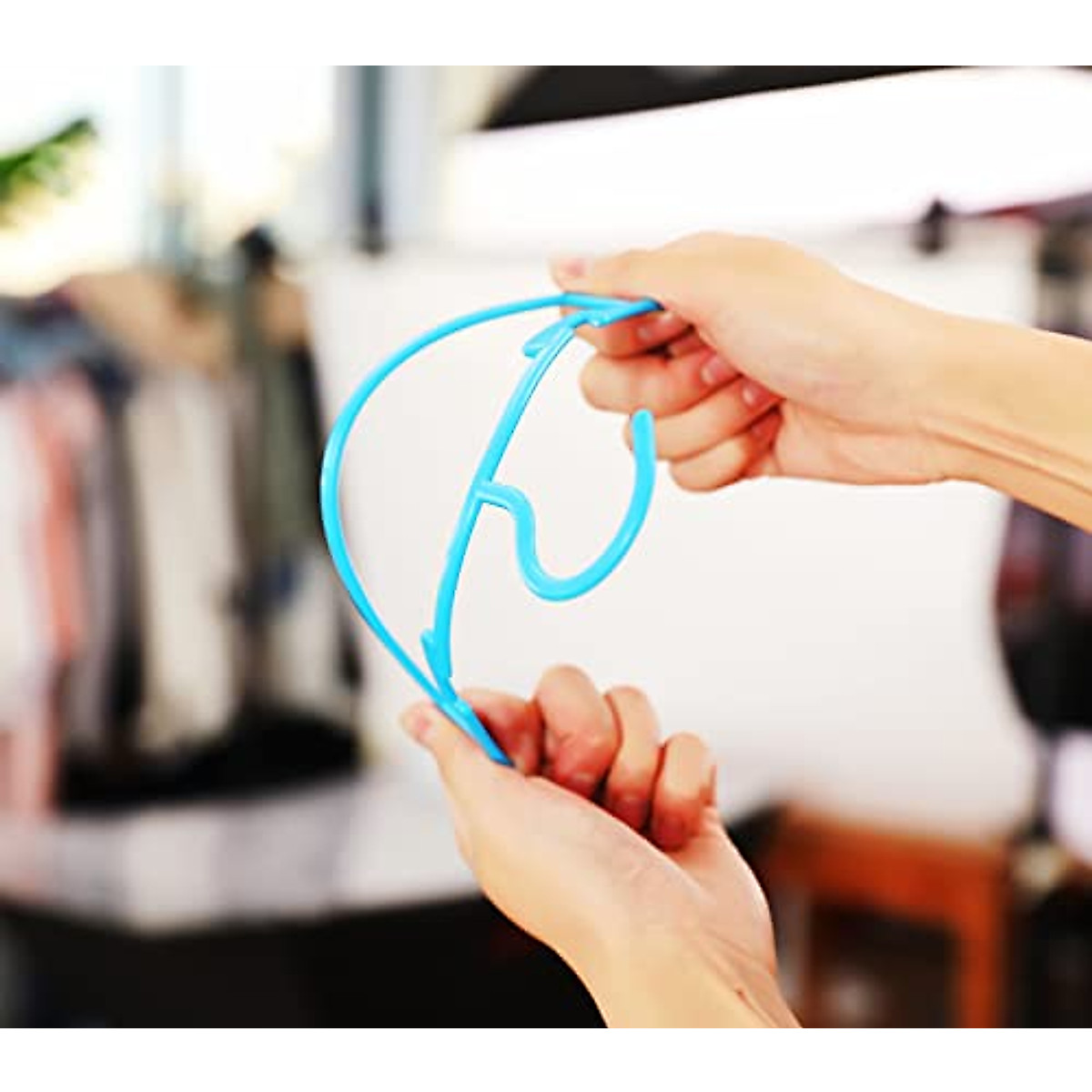 Baby Clothes Hangers,Kids Plastic Hangers for Closet,Toddler,Infant,Child,Newborn's Coat Hangers Ideal for Laundry and Nursery's Everyday Standard Use,120 Pack