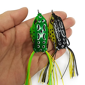 Kmucutie 5 Pcs Topwater Frog Lures Sets with Bait Box, Frog Fishing Crankbait Lures, Soft Bait for Bass Snakehead, Freshwater Soft Simulated Frog Bait (5 cm / 8 g, 5 Pieces Mix Colors A)