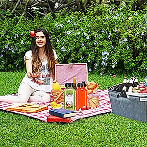 ookizom 24 Pack 8oz Plastic Juice Bottles with Caps, Perfect for Your Water, Juice or Smoothie, Reusable Clear with 3 Brushes & 2 Folding Funnels & Exquisite Label Paper