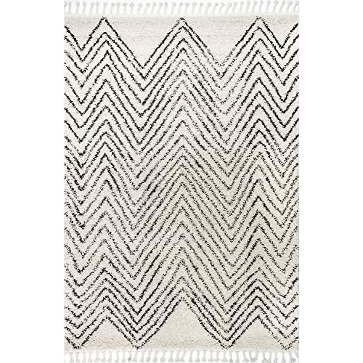 nuLOOM Amanda Moroccan Chevron Tassel Shag Area Rug, 5' 3" x 7' 7", Off-white