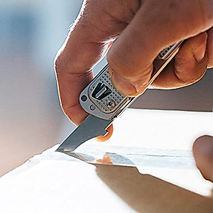 LEATHERMAN, FREE T2 Multitool and EDC Pocket Knife with Magnetic Locking and One Hand Accessible Tools, Made in the USA