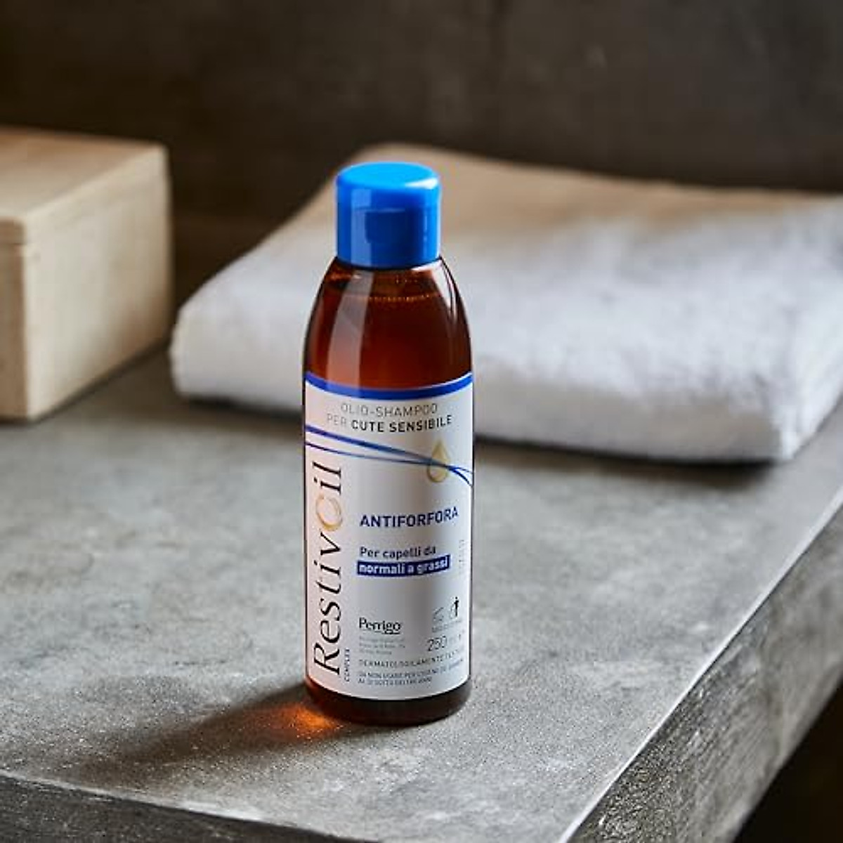 Shampoo Per Capelli Antiforfora Complex Olio Shampoo Anti Forfora 250 Ml by RestivOil