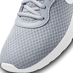 NIKE Women's Low-Top Trainers Sneaker, Wolf Grey White Barely Volt Bl, 5.5